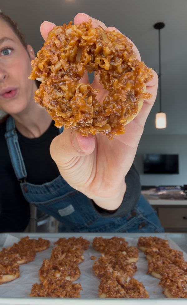 Homemade Samoas Cookies: A Perfect Copycat Recipe - Rachaell's Recipes
